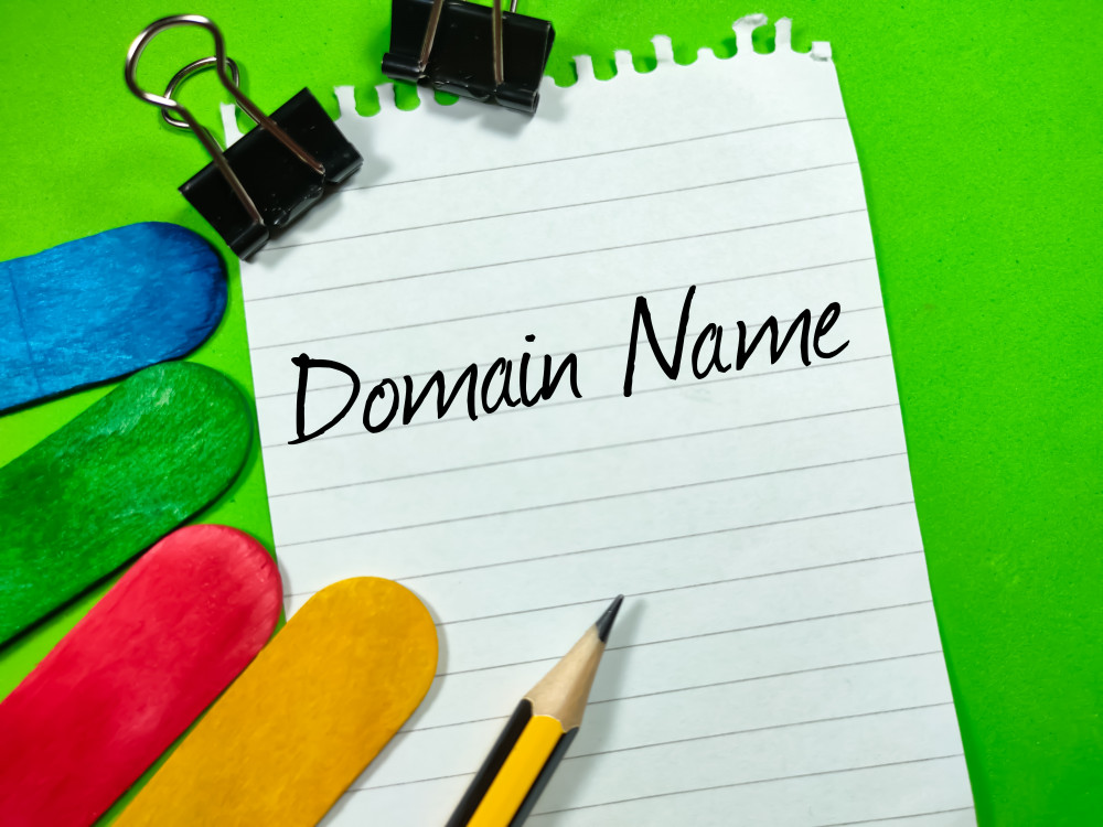 Enregistrer un nom de domaine : guide complet pour choisir et protéger ...